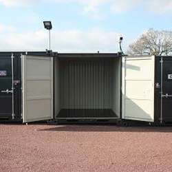 BOX DE STOCKAGE 14m2 & 33m3 / GARDE MEUBLE SECURISE COUTANCES - Saint ...