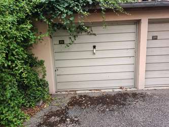 Garage fermé de 12m2 - Le Chambon-Feugerolles - 42500 - 12 m²