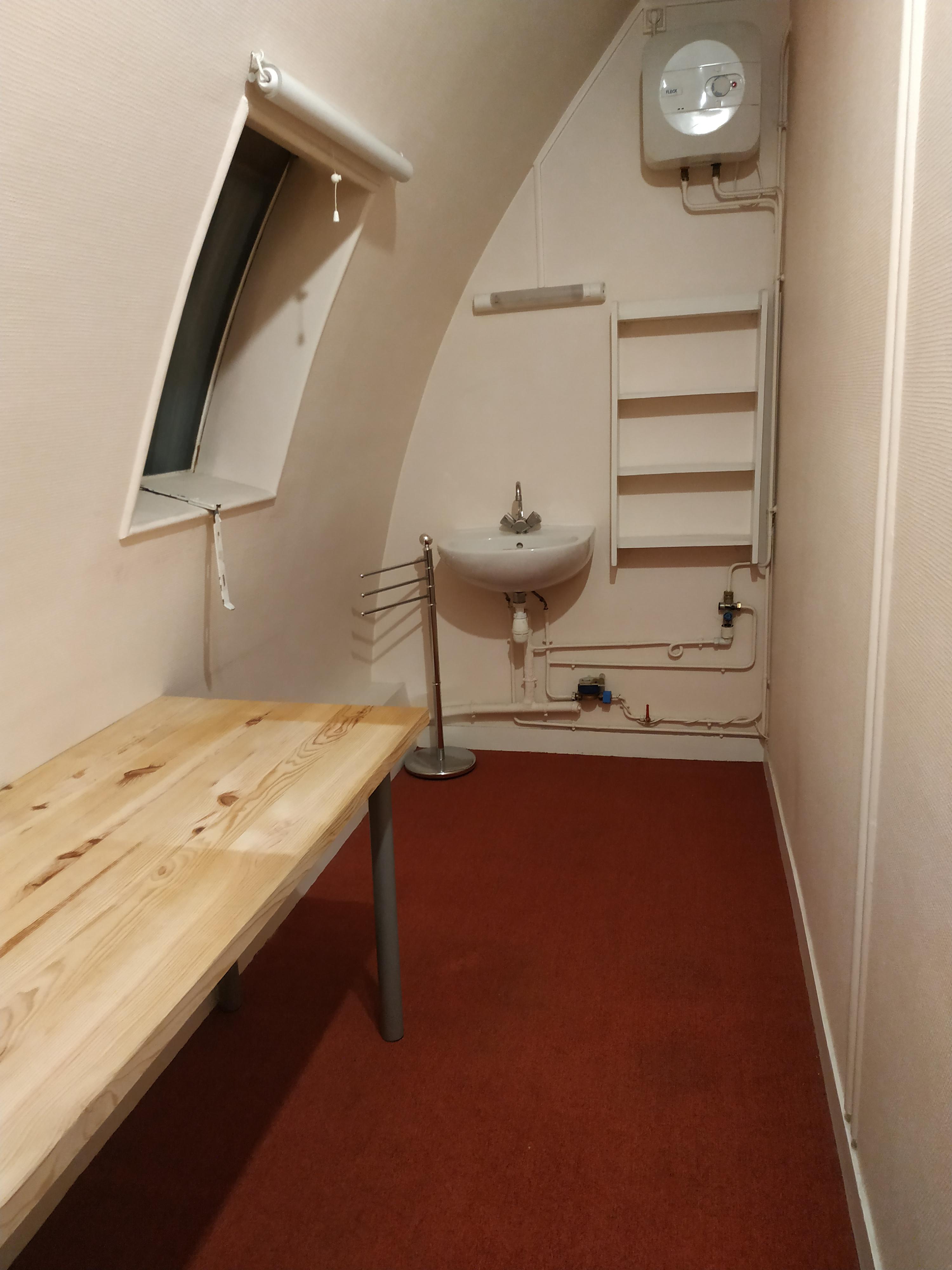 Bureau 6 m2 dans bel immeuble haussmannien - Paris - 75007 - 6 m²