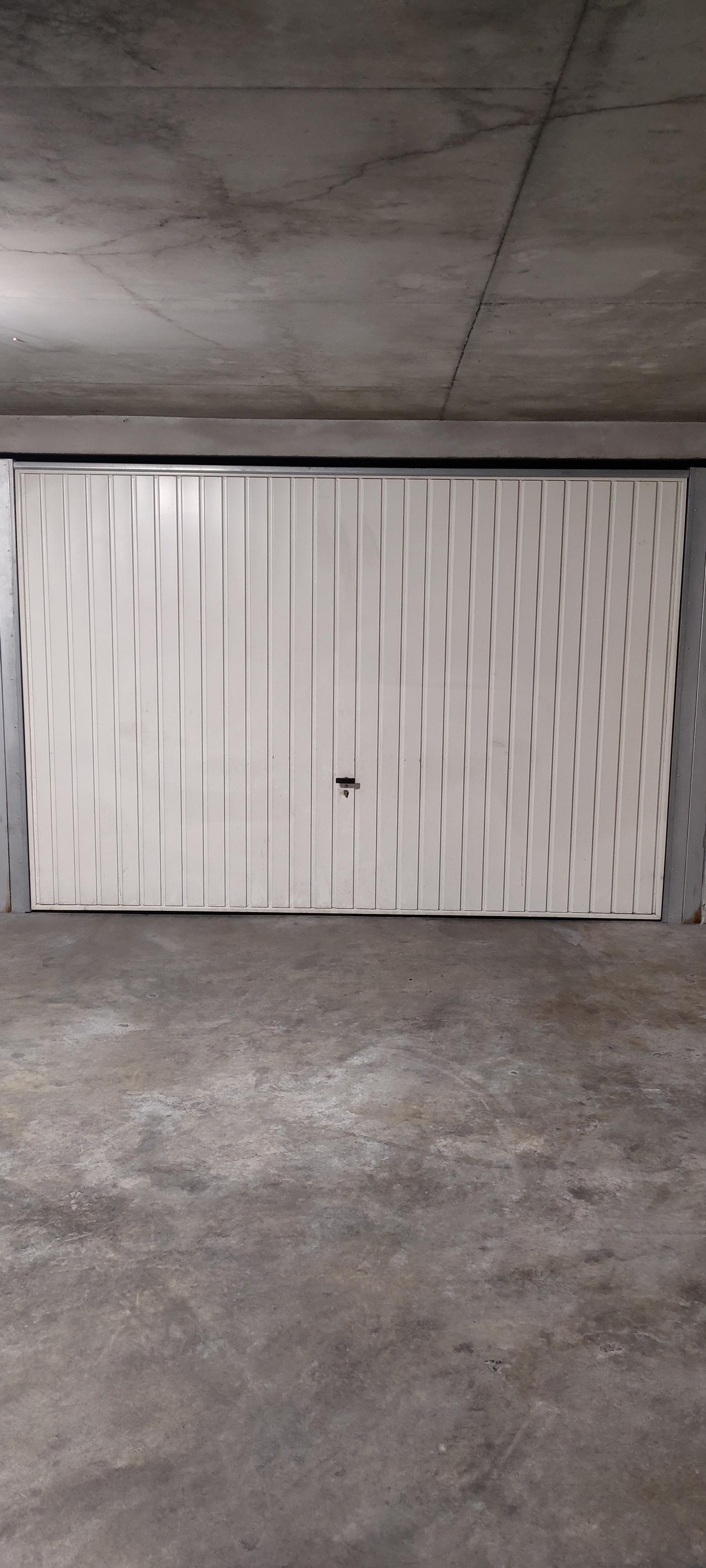 Box de garage dans un parking fermé Lyon 3 part dieu (20m²) - Lyon ...
