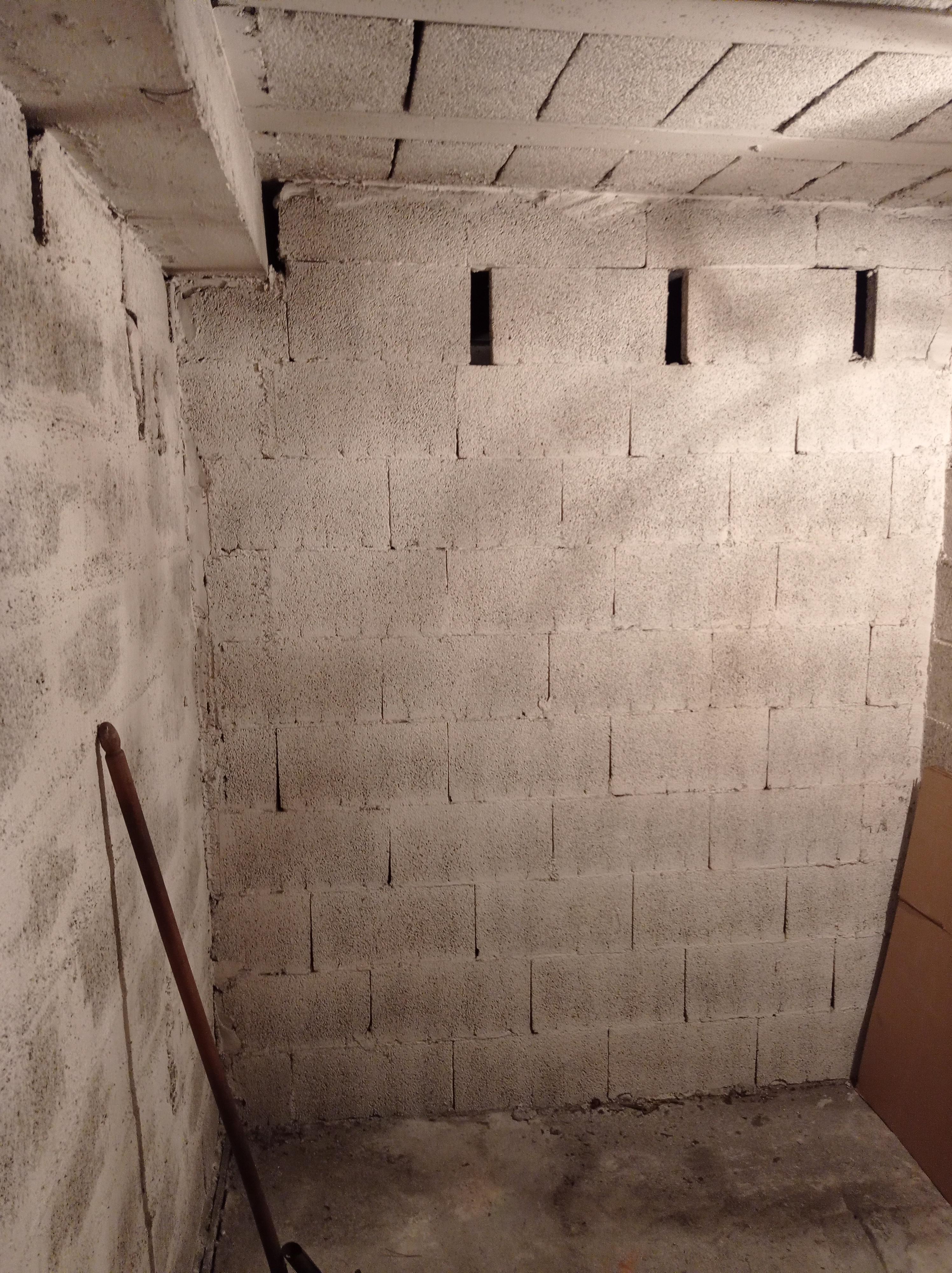 Cave saine et pratique dans immeuble sécurisé - Nice - 06300 - 5 m²