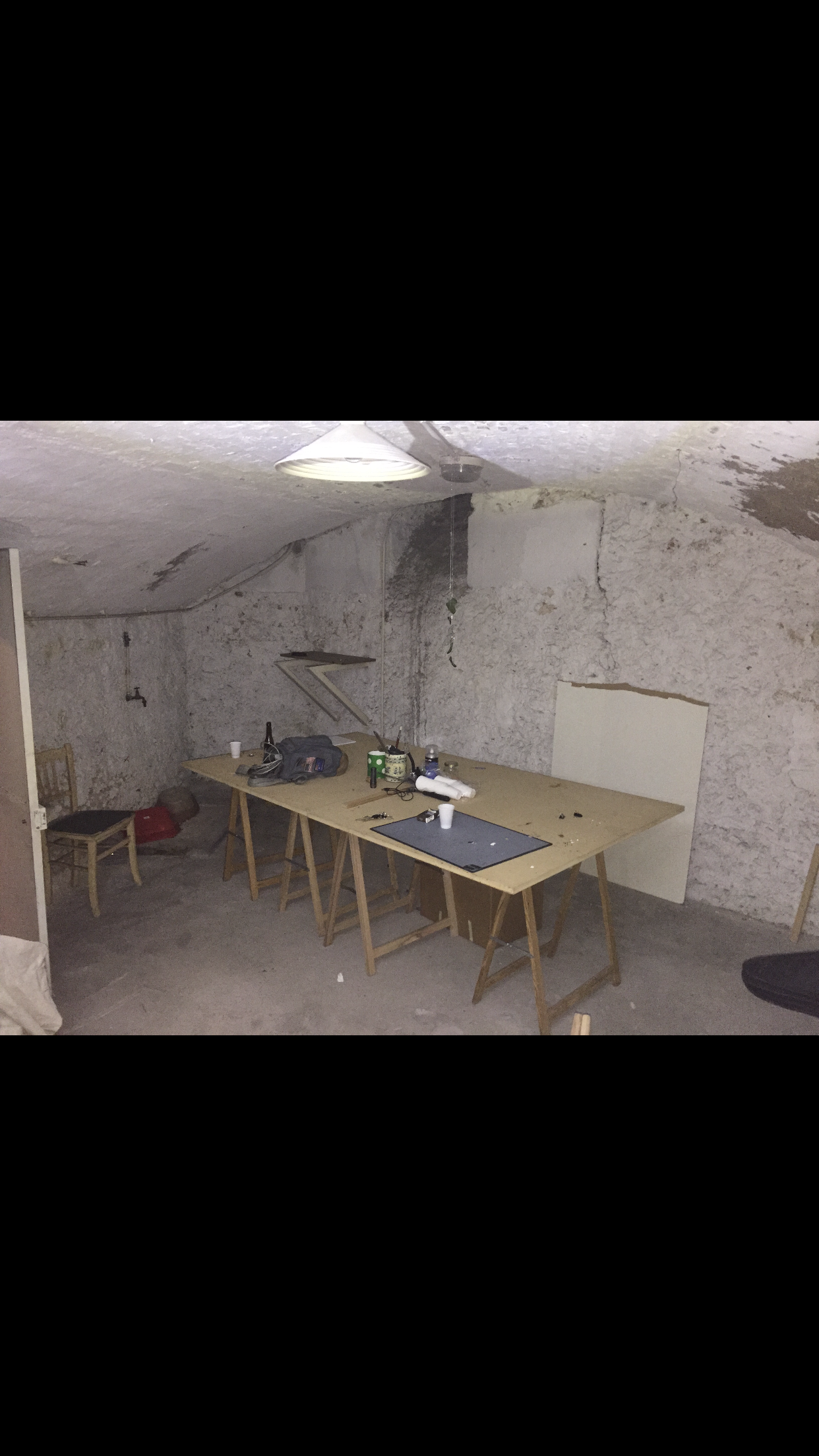 Grande cave saine aérée et ventilée - Paris - 75013 - 23 m²